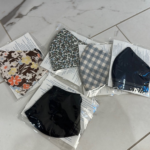 Tory Burch | Accessories | Tory Burch Masks | Poshmark